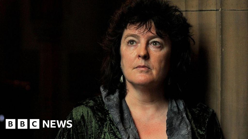 Dame Carol Ann Duffy's local bookstore crusade - BBC News