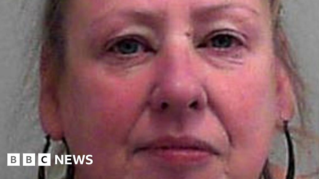 Disruptive passenger jailed for grounding flight