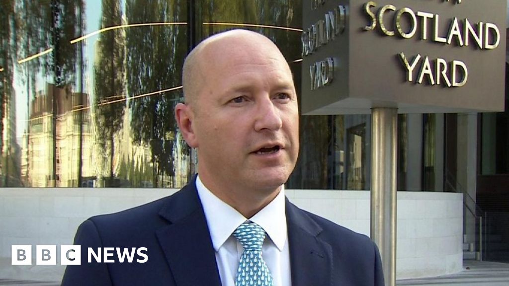 Daniel Khalife: Met police on lorry escape route - BBC News