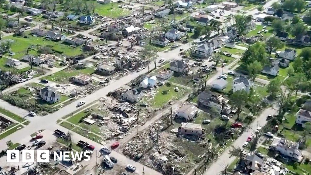 Drone shows path of destruction after deadly Iowa tornadoes - BBC News