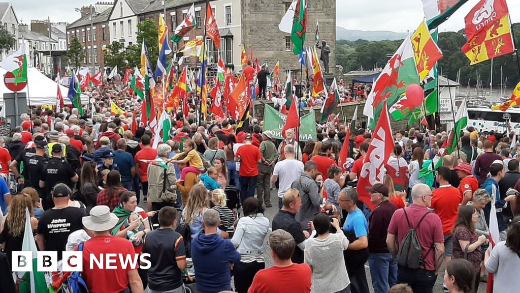 Welsh independence rising up political agenda, says FM