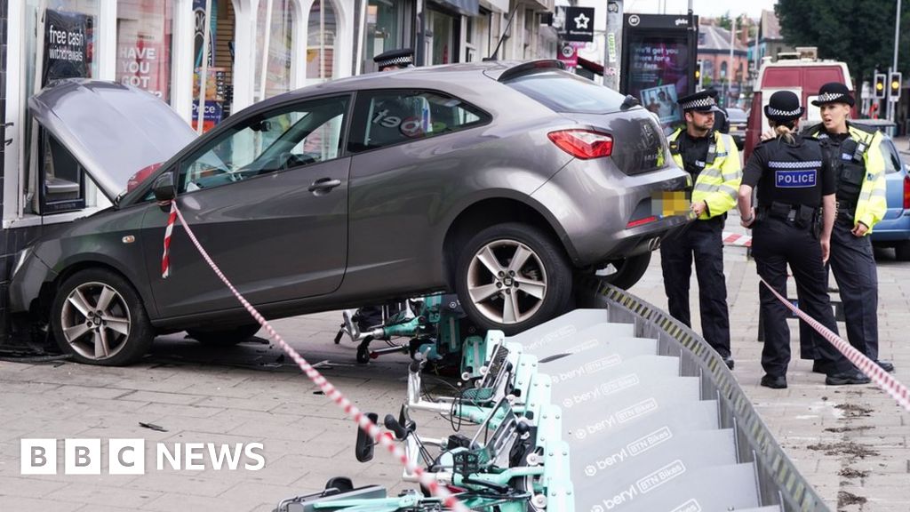 Car crashes into shop in central Brighton