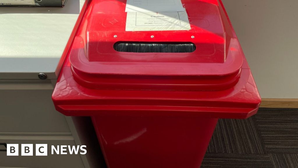 Knife Amnesty Launched By Devon And Cornwall Police Bbc News