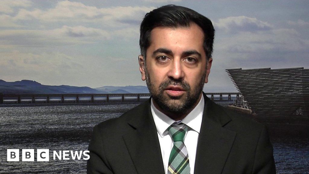 Humza Yousaf might use snap Holyrood vote to secure independence - BBC News