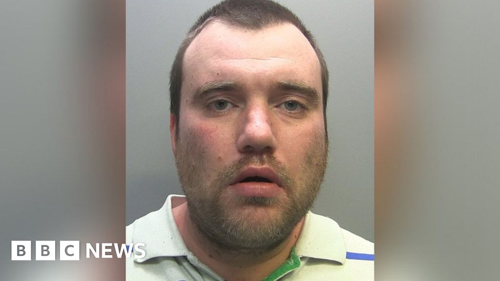Penrith arsonist who threatened to stab firefighters jailed - BBC News