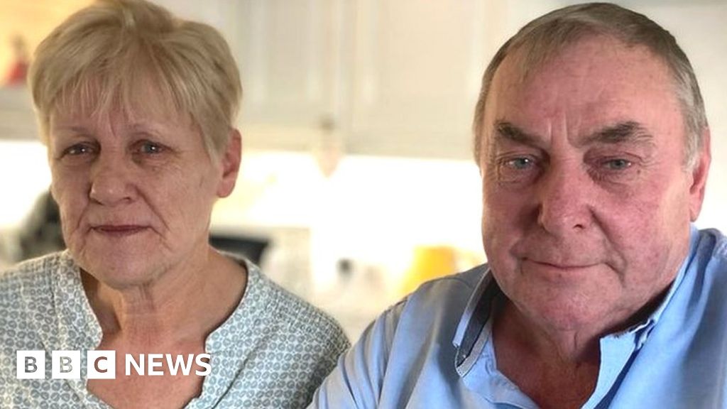 Post Office: Postmaster quit after paying £44k in Horizon scandal - BBC ...