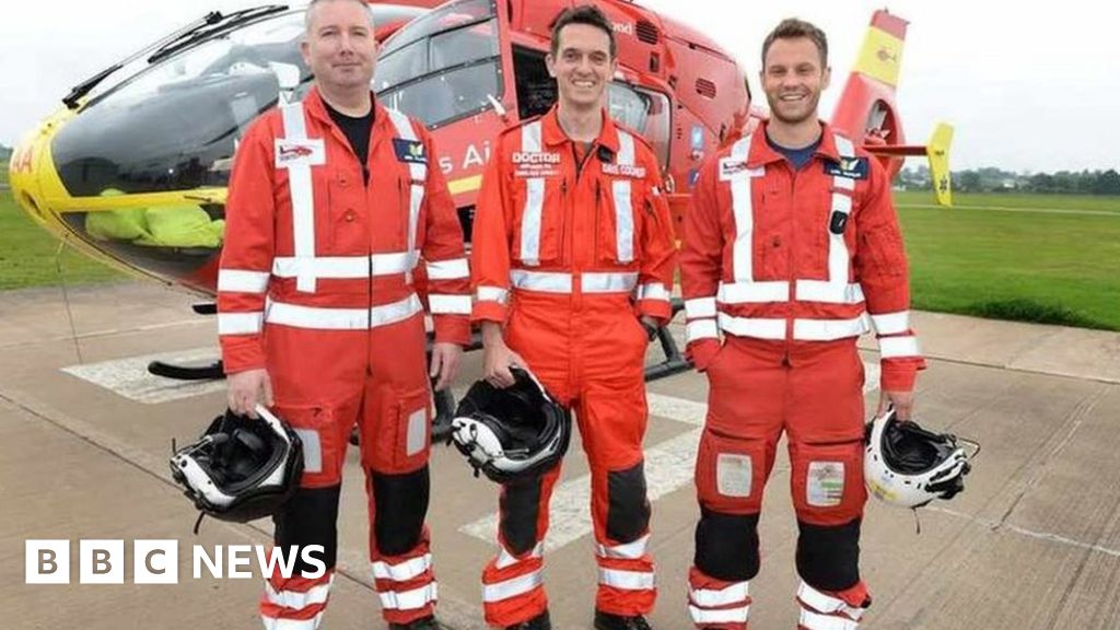 Rescuers 'risked their lives' to save victims on crashed Smiler ...