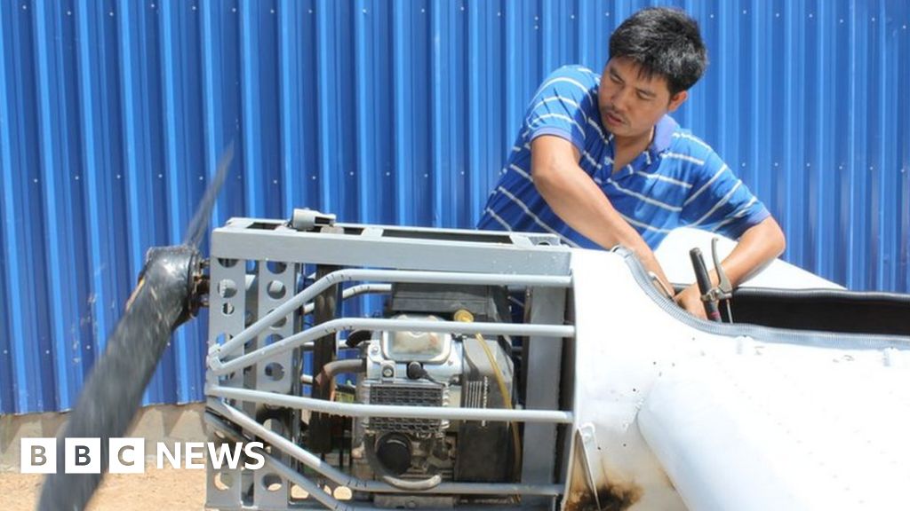 The man who built his plane using YouTube videos - BBC News