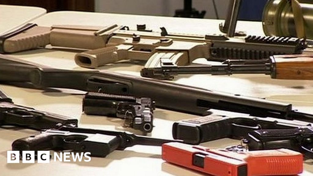 Suspended Greater Manchester Police firearms manager reinstated - BBC News