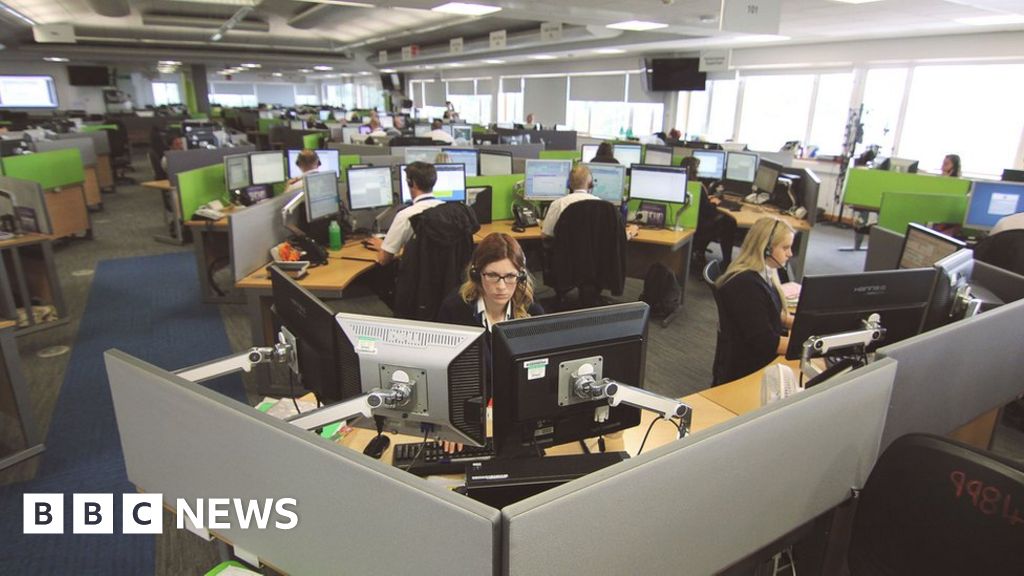 Christmas loneliness increases calls to police control room
