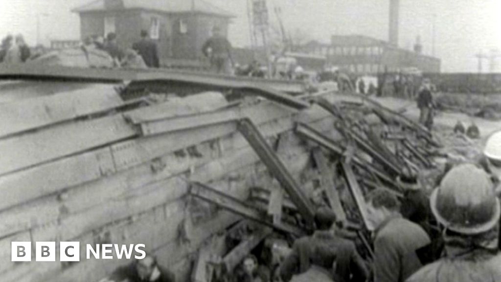 Fifty years since Aberdeen zoology building collapsed 'like house of ...