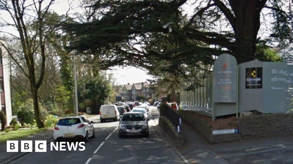 Three weeks of roadworks begin on Cardiff Road - BBC News