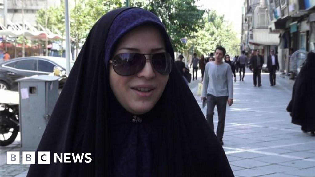 Iran nuclear deal welcomed on Tehran's streets - BBC News