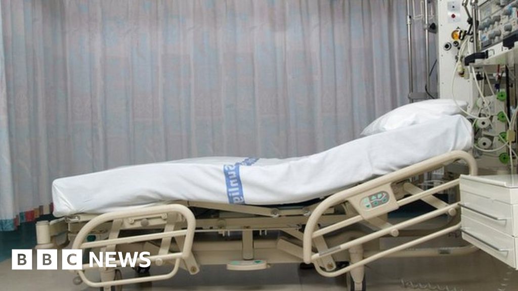 St Asaph Sphere Medical facility officially opens - BBC News