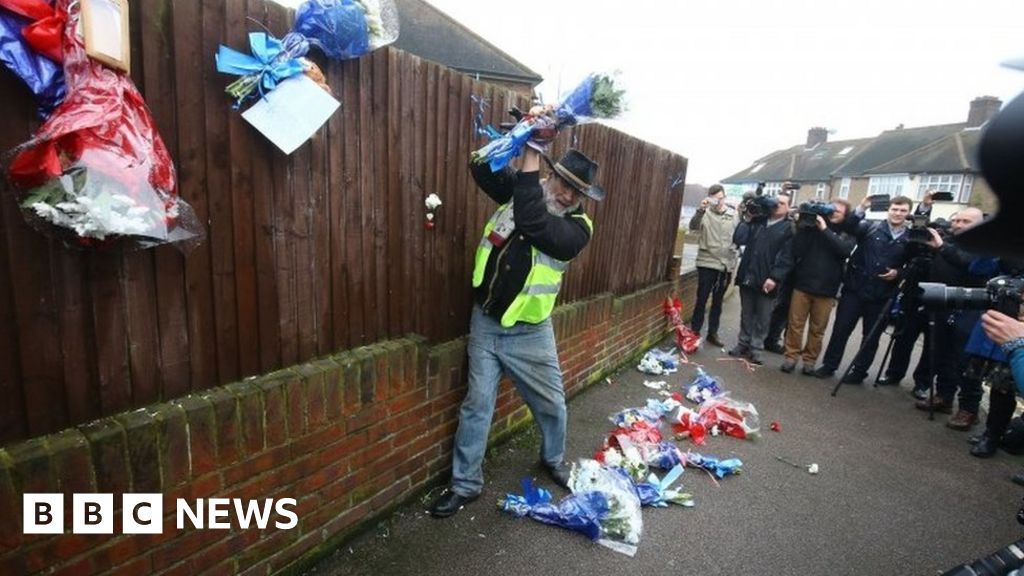 Hither Green: Intimidation plea in Henry Vincent death dispute - BBC News