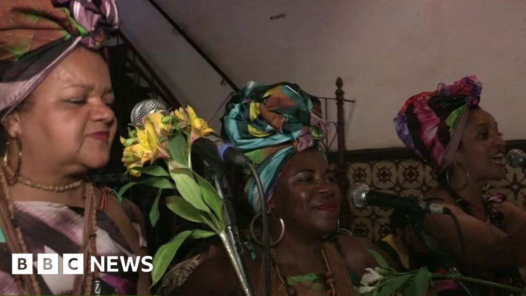 Brazil's black African heritage kept alive through music - BBC News