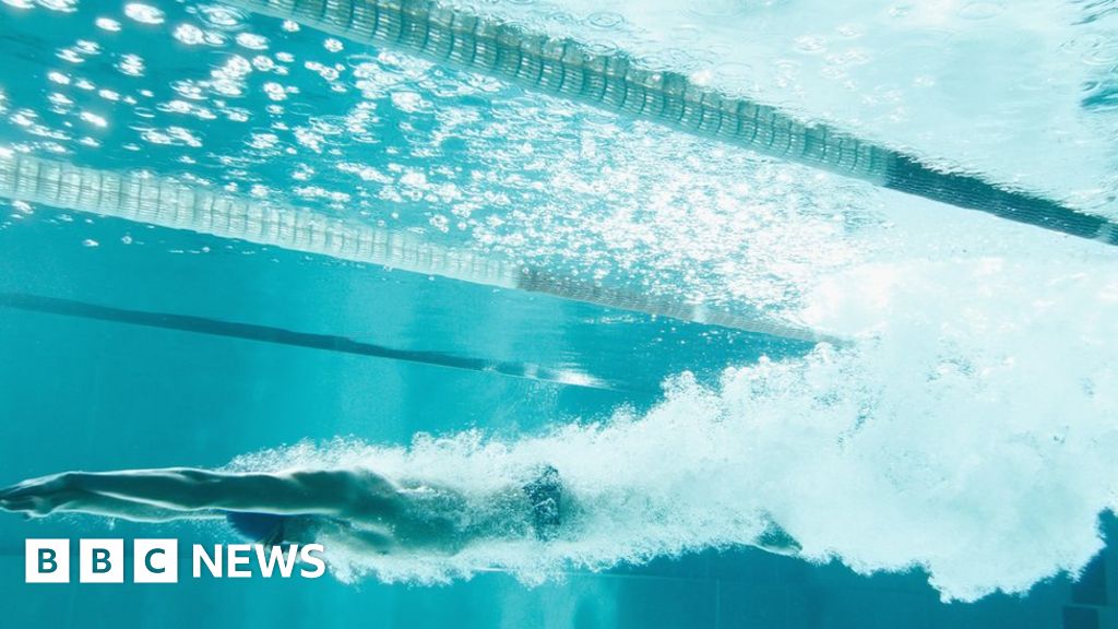 Medway Council: Lib Dems fight plans to scrap free swimming - BBC News