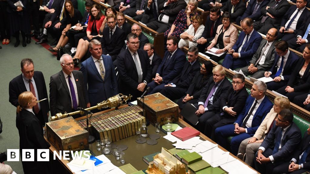 Brexit bill 'in limbo' as MPs reject timetable - BBC News
