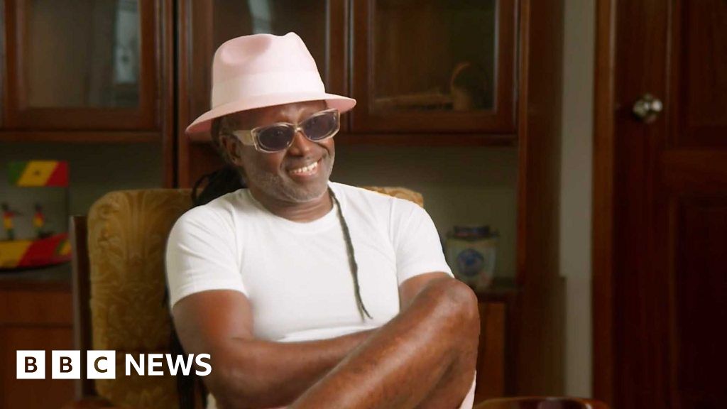 The origin of Hiplife: How rapping in Twi ‘blew people’s minds’ - BBC News