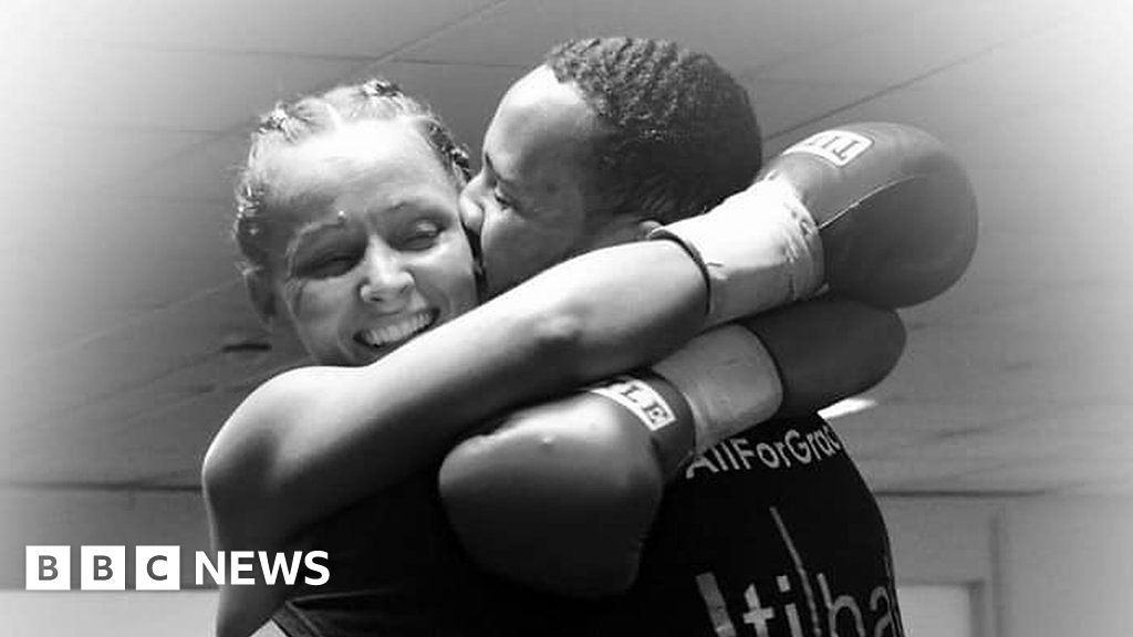 At home with UK's only 'boxing couple' Nathan McIntosh and Nina Bradley ...