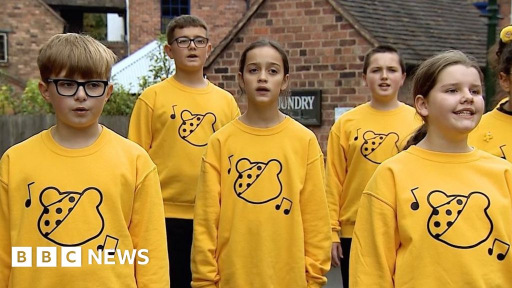 BBC Children in Need singers perform at Blists Hill - BBC News