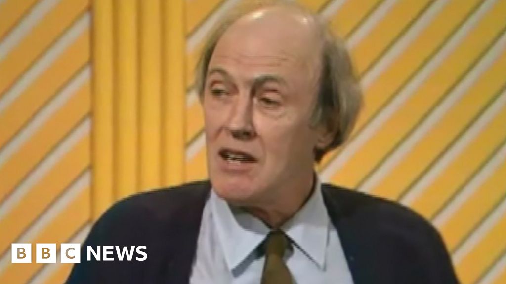 Roald Dahl: In his own words - BBC News