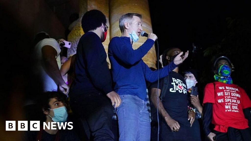 Mayors respond to Trump agent 'surge'