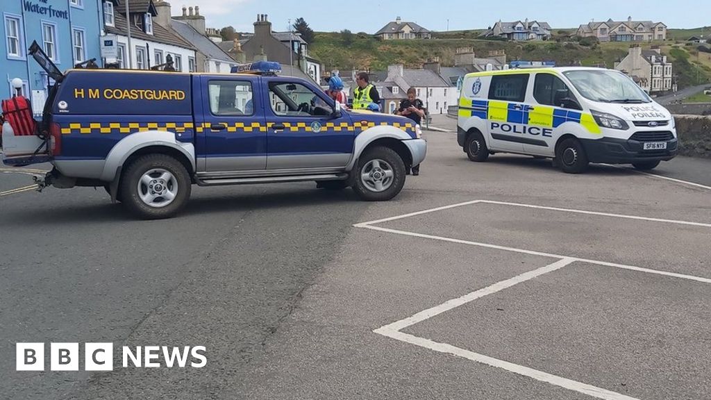Controlled explosion after bomb experts called to Portpatrick