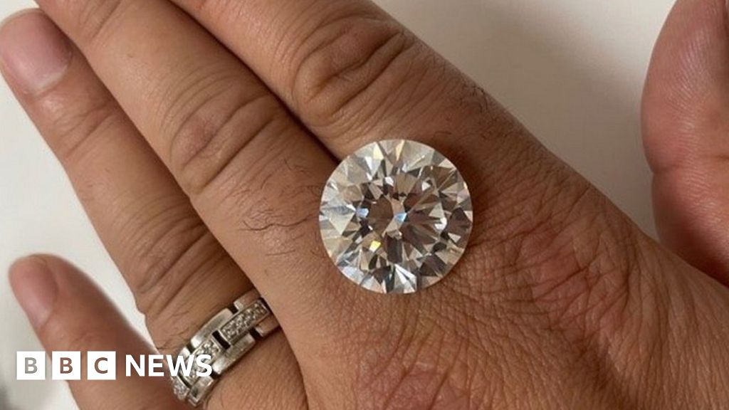 Northumberland diamond worth £2m sold to private buyer - BBC News