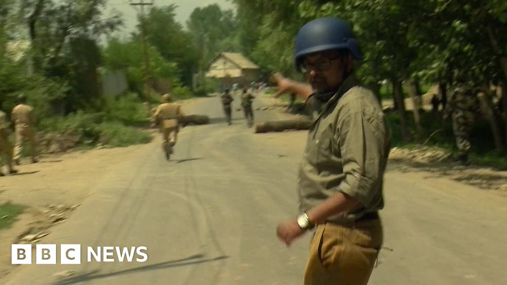 Clashes in Kashmir on anniversary of rebel leader's death