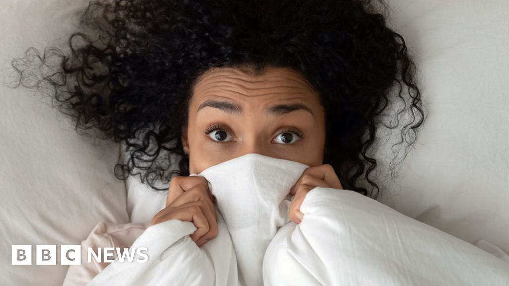 Bad dreams 'help to control fear when awake' - BBC News
