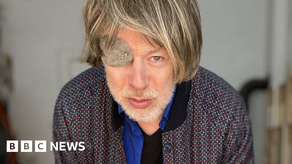 Momus writing an album inspired by Covid-19 - BBC News
