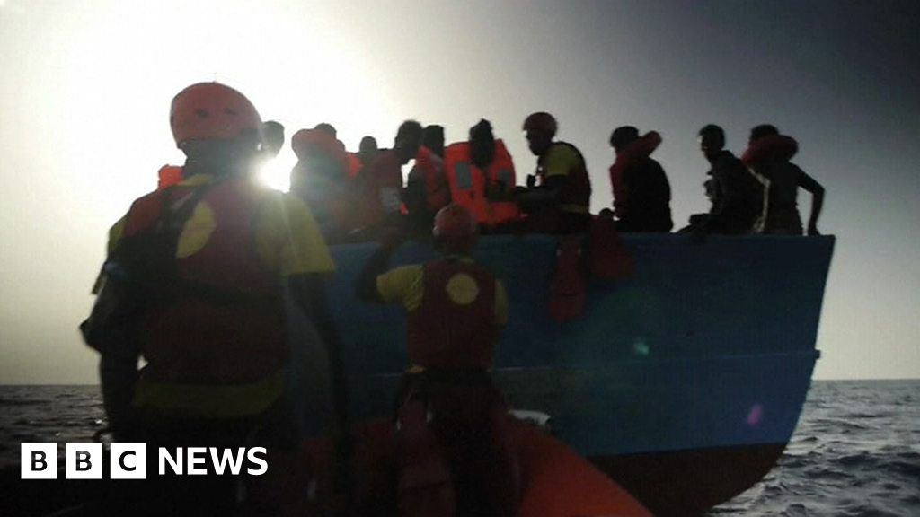 6,055 people rescued in a day - BBC News