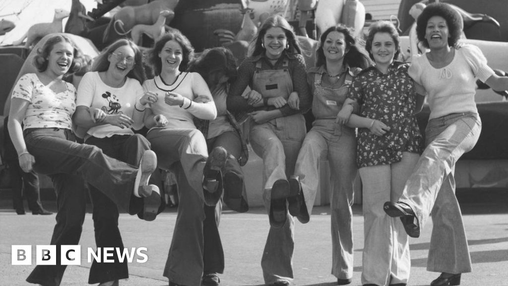 Littlewoods: A tale of sisterhood, camaraderie, and friendship - BBC News