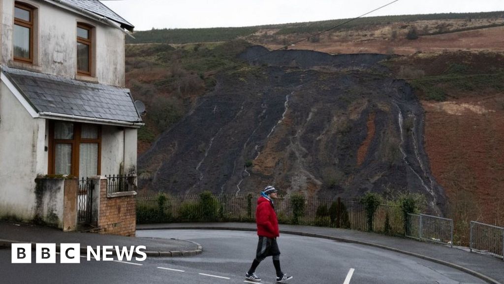 Coal tip securing 'could cost more than £500m' in Wales - BBC News