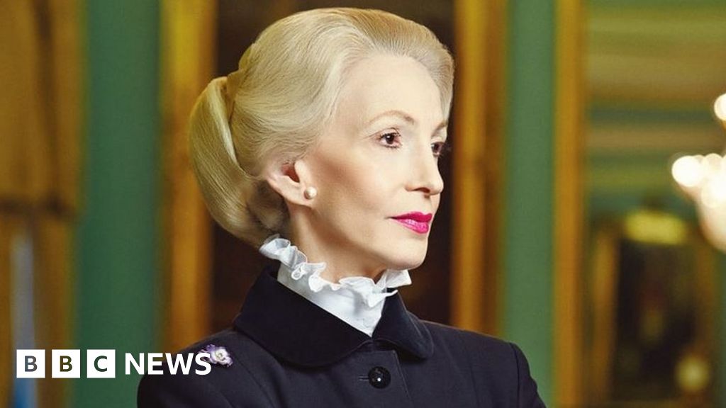 Bosses group 'lost its way' in racism row - BBC News