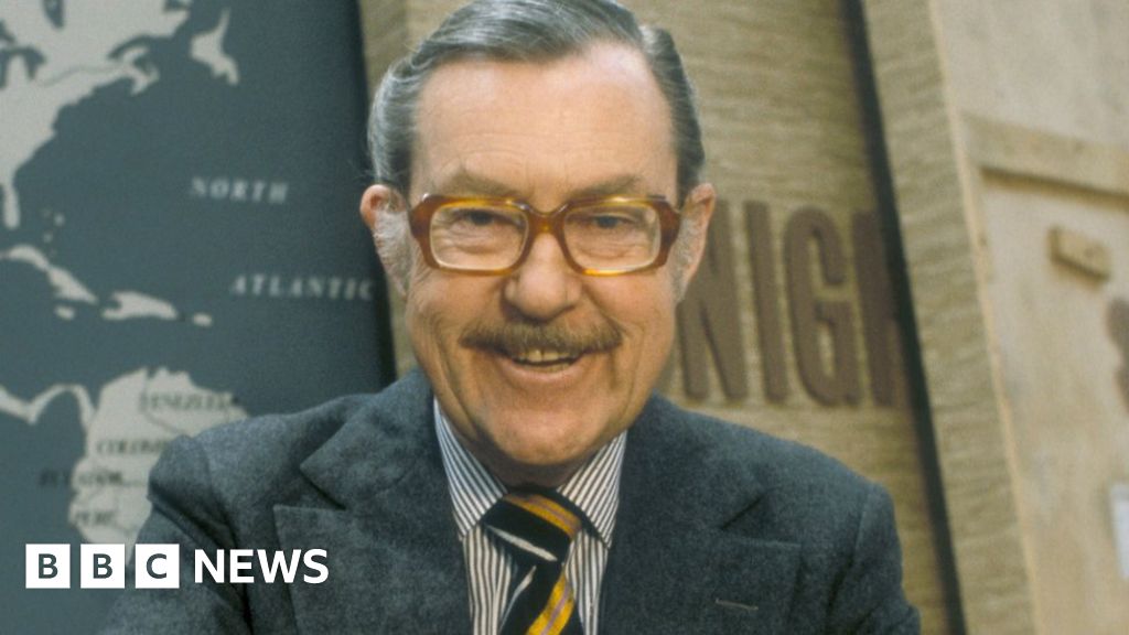 Alan Whicker papers donated to BFI National Archive - BBC News