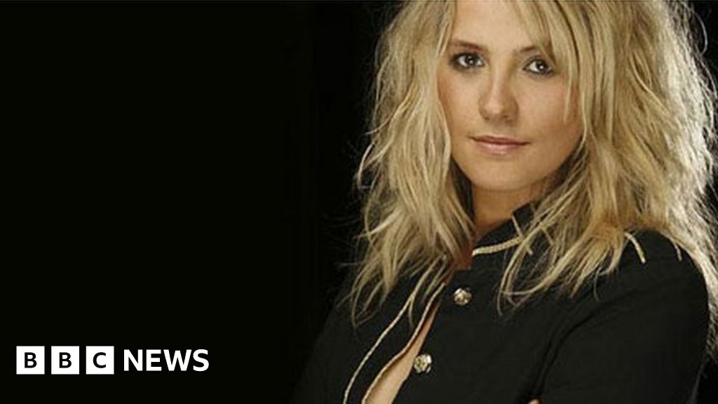 Bodedern, Anglesey National Eisteddfod line-up announced - BBC News