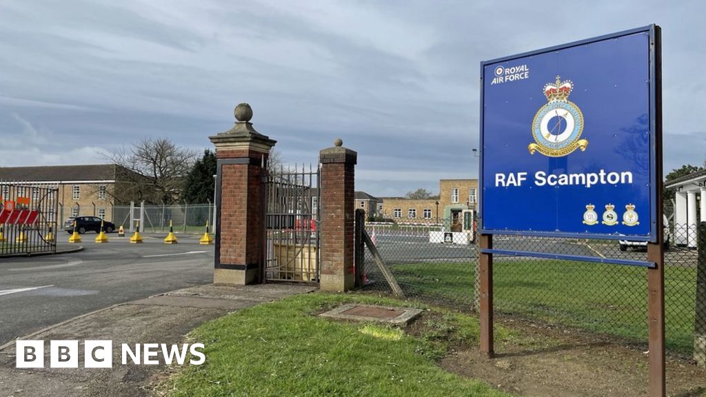 MP sceptical over RAF Scampton asylum camp numbers - BBC News