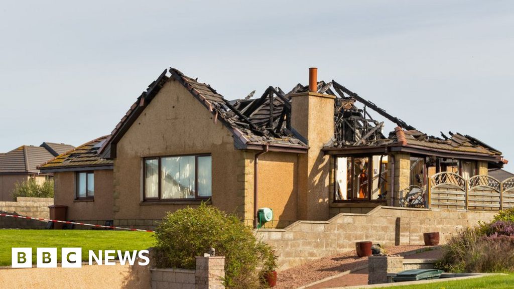Women escape serious house fire in Moray - BBC News