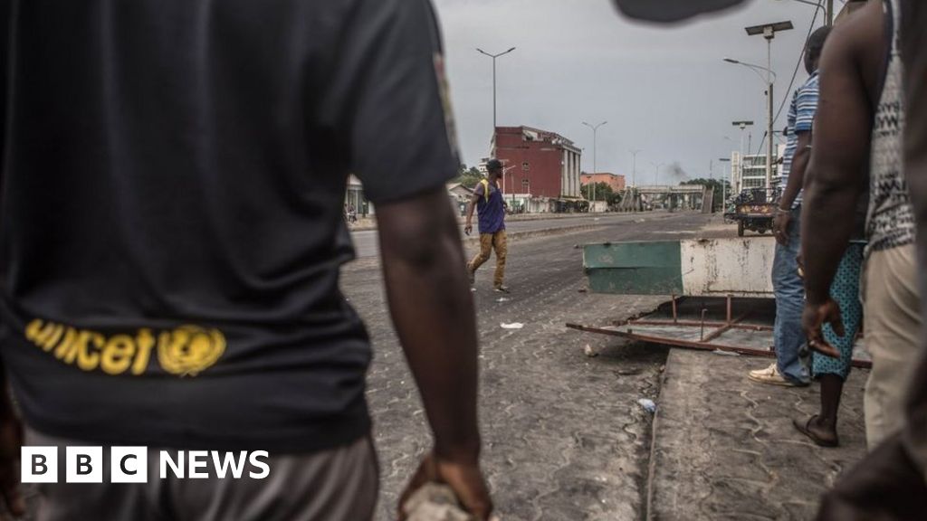 How Benin's democratic crown has slipped - BBC News
