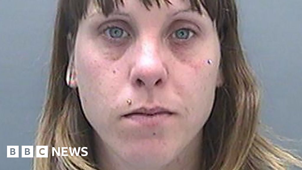 Woman jailed for stabbing husband to death in Aberdare