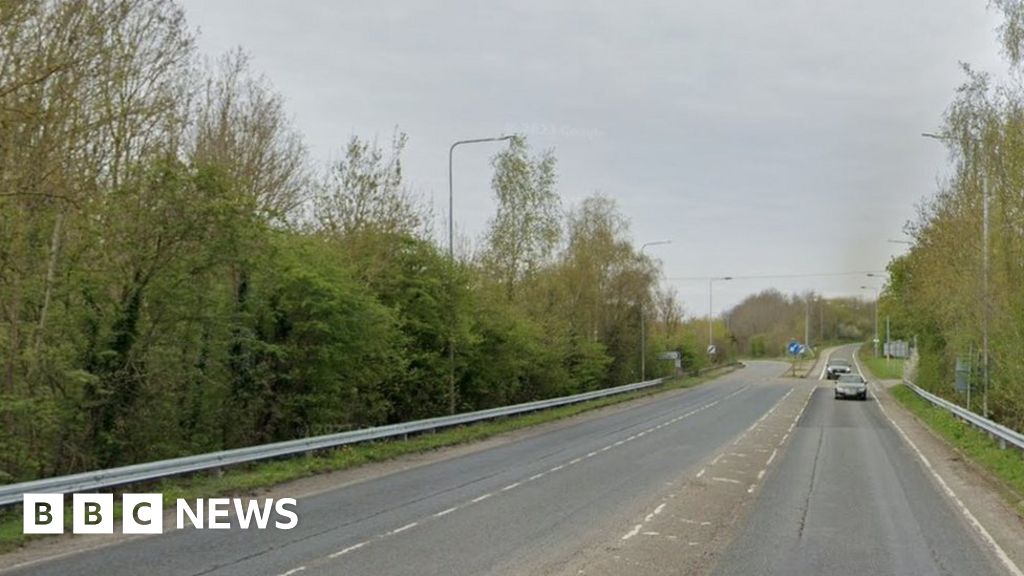 Harbledown: Man dies in crash as driver leaves scene