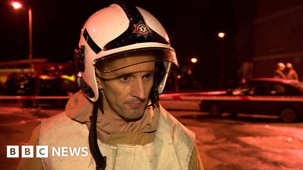 Fire service's procedures 'worked perfectly' - BBC News