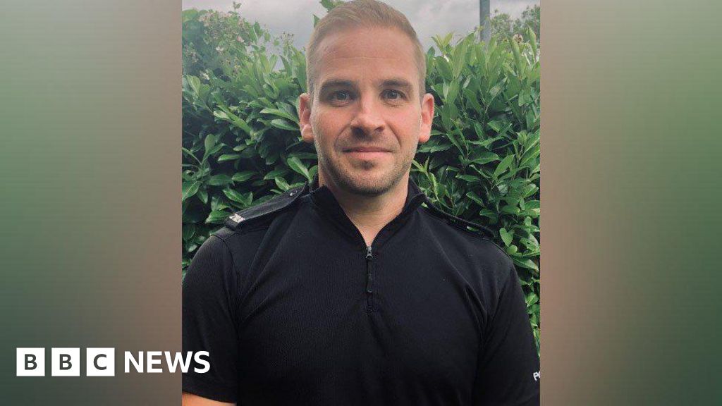 Thousands raised in donations after PC collapses and dies on duty