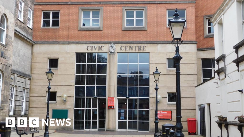 Stoke-on-Trent addiction services unlikely to hit targets - BBC News