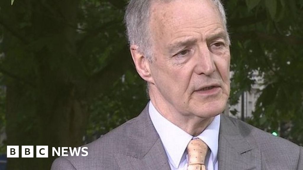 7/7 anniversary: 'We are in a critical terrorist environment' - BBC News