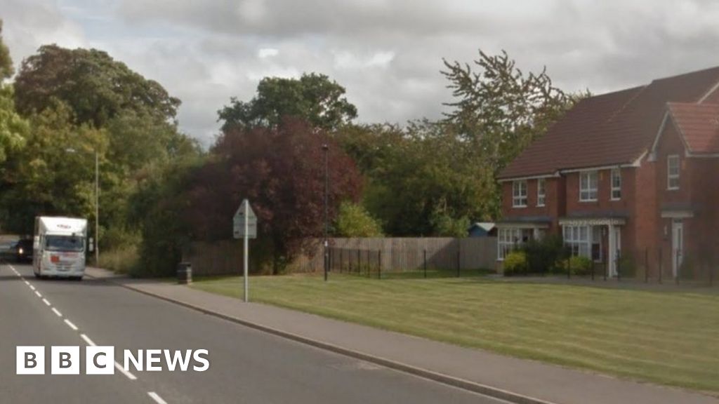Northallerton: Traffic concerns over new housing estate plan - BBC News
