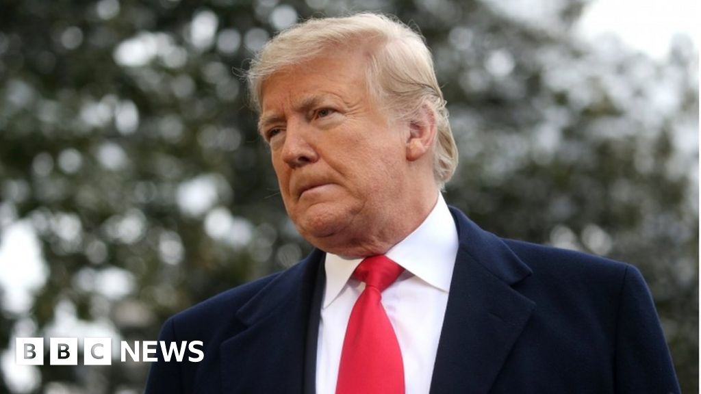 Trump's 'Wounded Knee' tweet over Warren sparks anger - BBC News