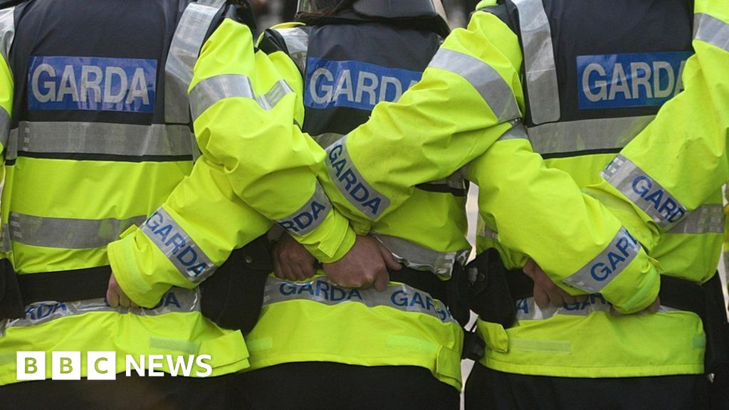 Association of Garda Superintendents says 800 new officers 'needed ...